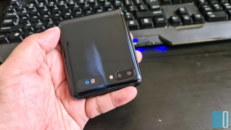 Samsung Galaxy Z Flip Review - Flip All You Want