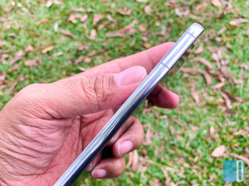 Samsung Galaxy S22 Plus Review - The Middle Child Of The S22 Series