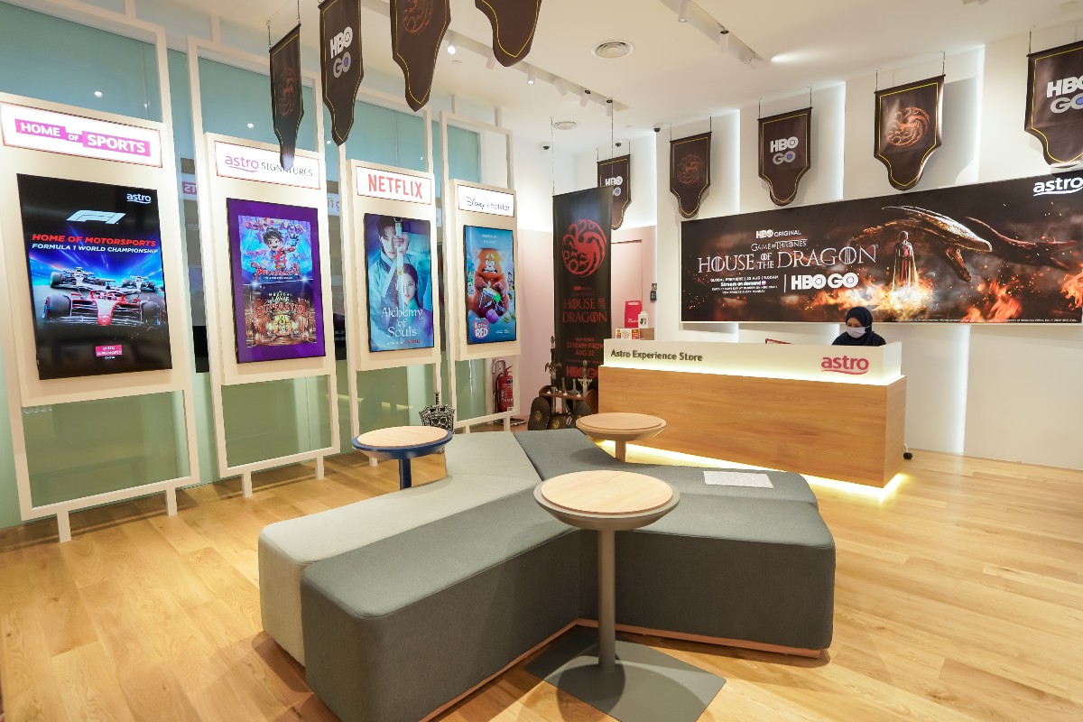 Discover More At The New Astro Experience Store