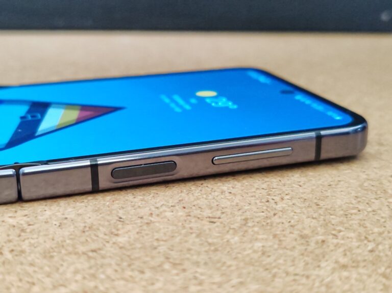 Samsung Galaxy Z Flip5 Review: A Masterpiece Of Foldable Innovation