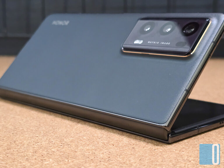 HONOR Magic V2 Review - This Is The Fold You’re Looking For